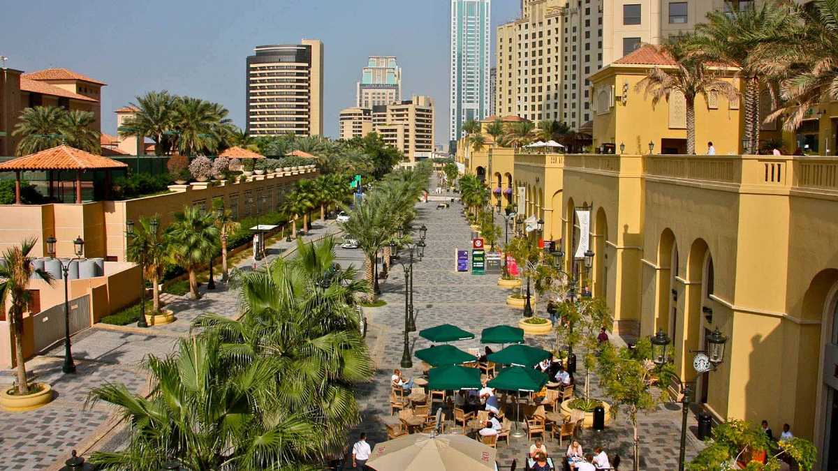 Best 15 Walking Trails & Routes in Dubai (2026) | Property Finder