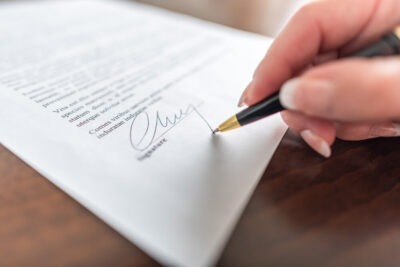 MoHRE Labour Contract Guide | Check & Download Contract