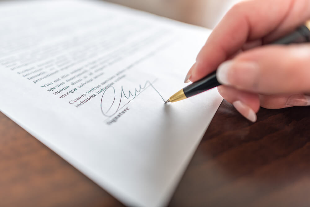 MoHRE Labour Contract Guide | Check & Download Contract