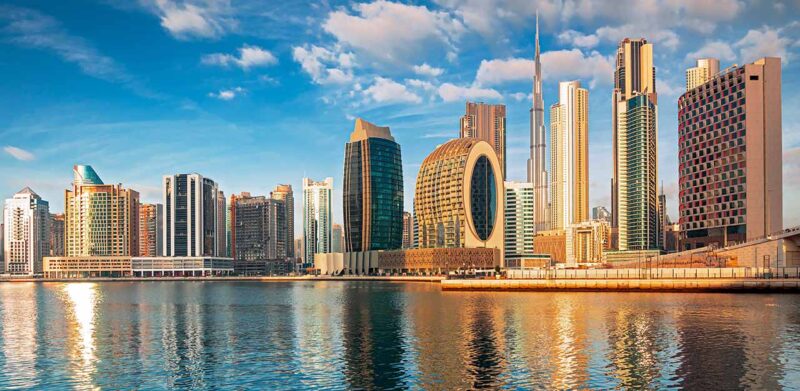 Lattes and Late Nights: Unveiling the 24/7 Pulse of Business Bay