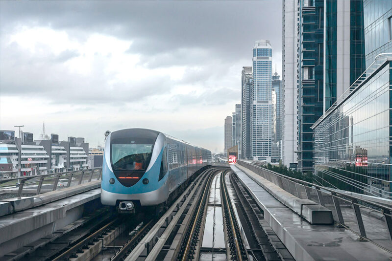 Pros and Cons of Living Near Metro Stations in Dubai