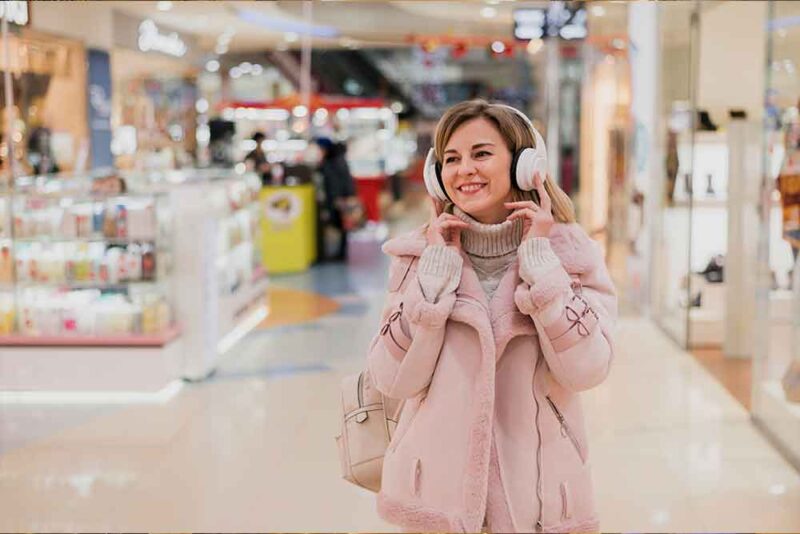 Mazyad Mall in Abu Dhabi: Services, Shops & More
