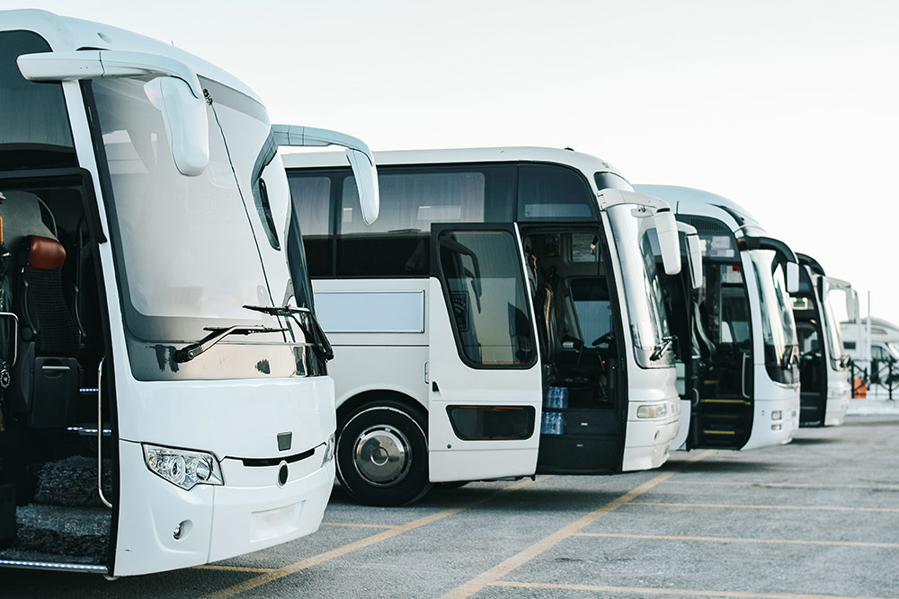 Sharjah to Oman Bus Service: Route, Fares and Facilities