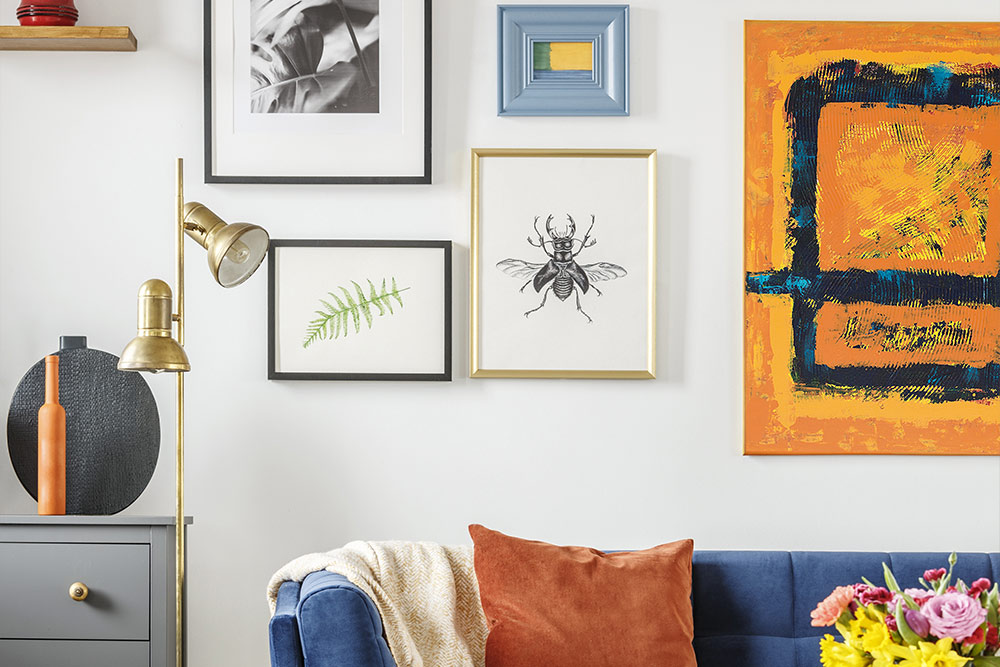 A Stylist’s Tips: How to Arrange arrange art on a wall