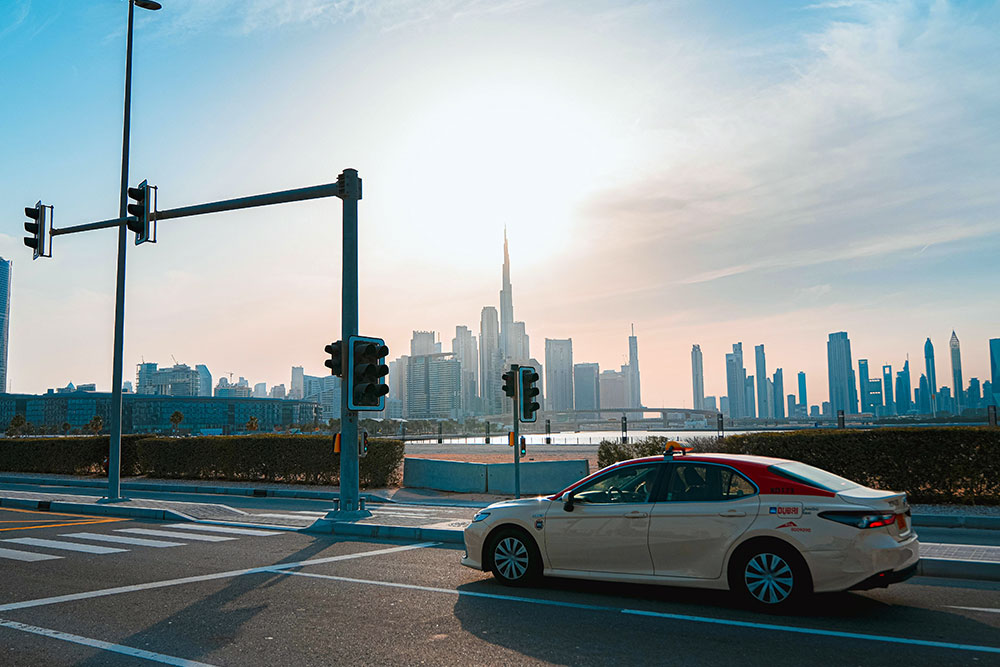 Dubai Taxi Fare: Starting Price, Rates & More - Property Finder
