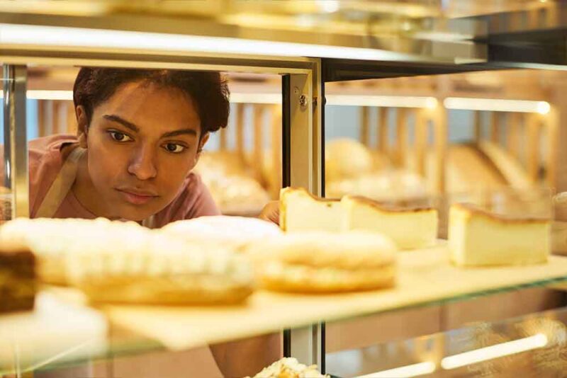 Best Bakeries in Abu Dhabi: Top Spots for Delicious Baked Goods