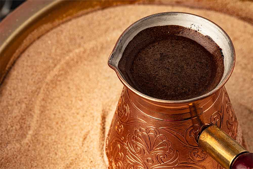 Try the Best Arabic Coffee in Dubai: Top Coffee Shops to Visit