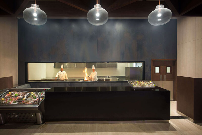 Ajman Corniche Restaurant: Timings and Locations