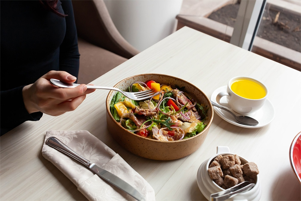 Top JLT Restaurants in Dubai [2025 Guide by Clusters & Cuisines]
