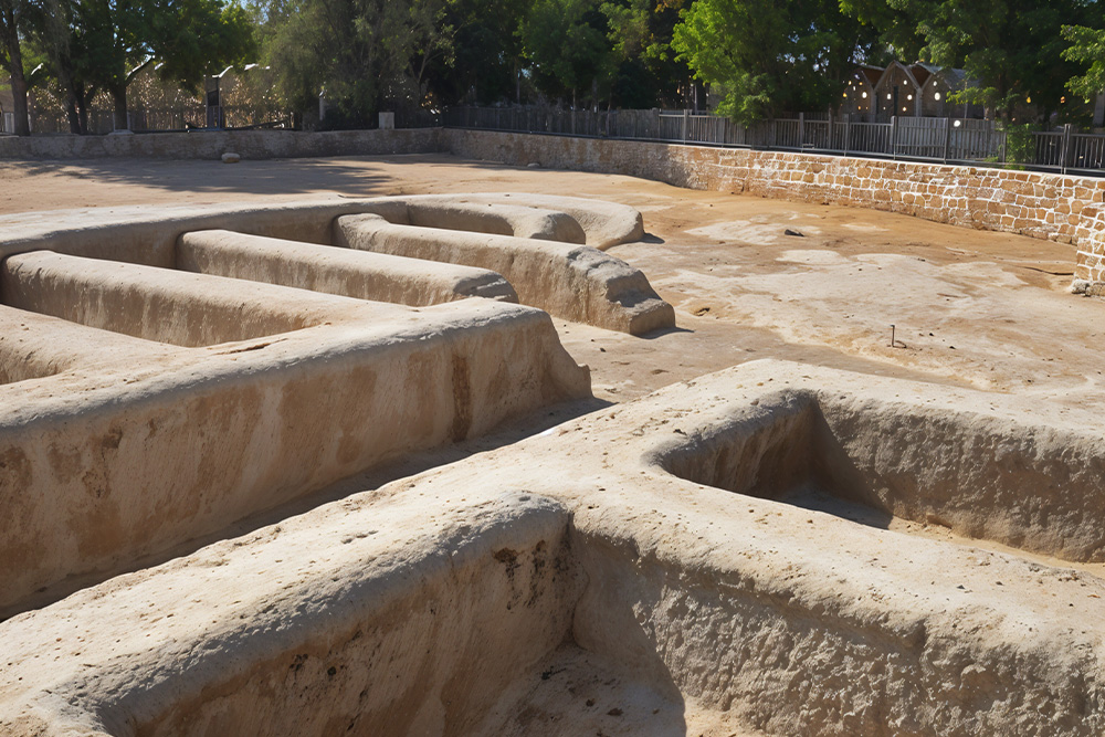 Guide to Hili Archaeological Park