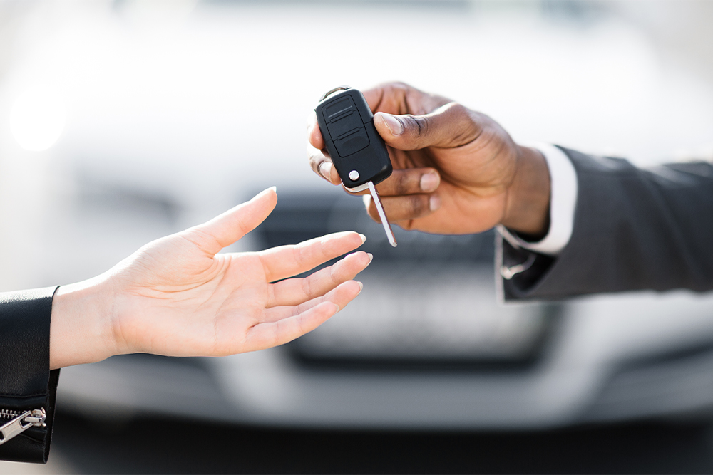 Transfer Car Ownership Dubai: Process, Fees & More