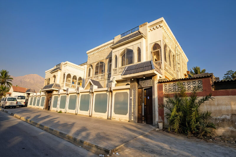 Living in Al Rams - Pros, Cons & More