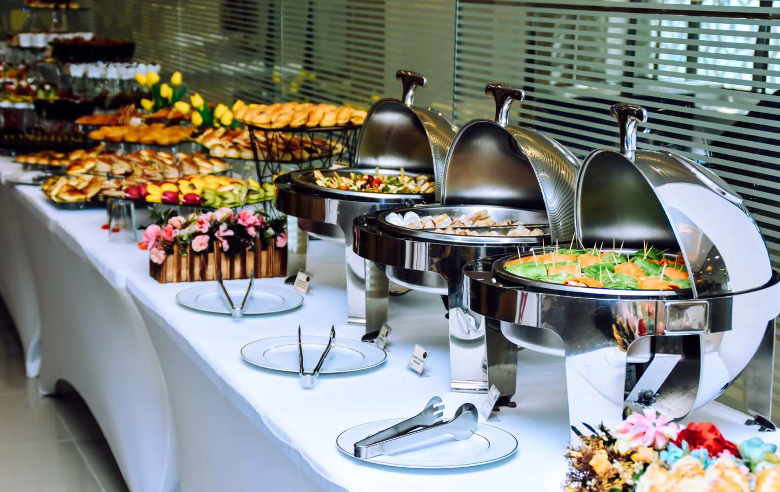 Buffet in Dubai: A Guide to the Best Dining Spots