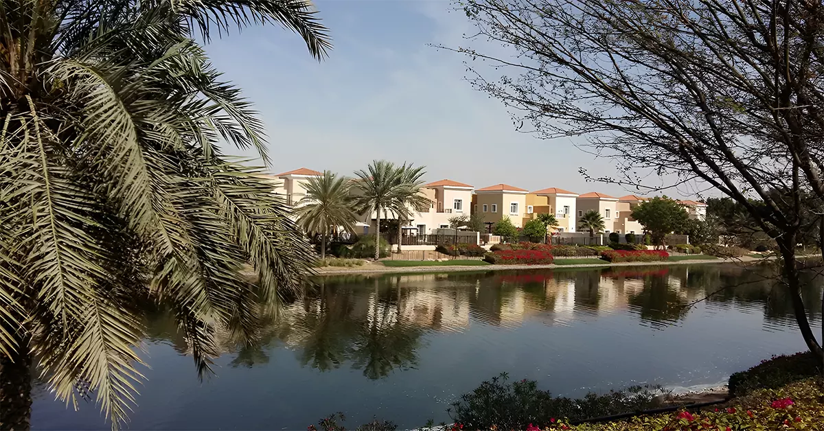 Living in Savannah, Arabian Ranches - Pros and Cons