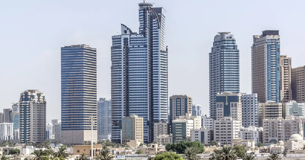 Living in Al Musalla - Pros, Cons and More