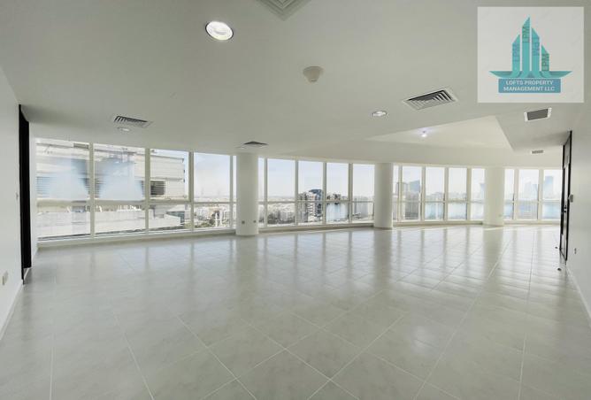 Rent in Al Ghaith Tower: Amazing 3BHK With Majlish, Maid & Parking ...