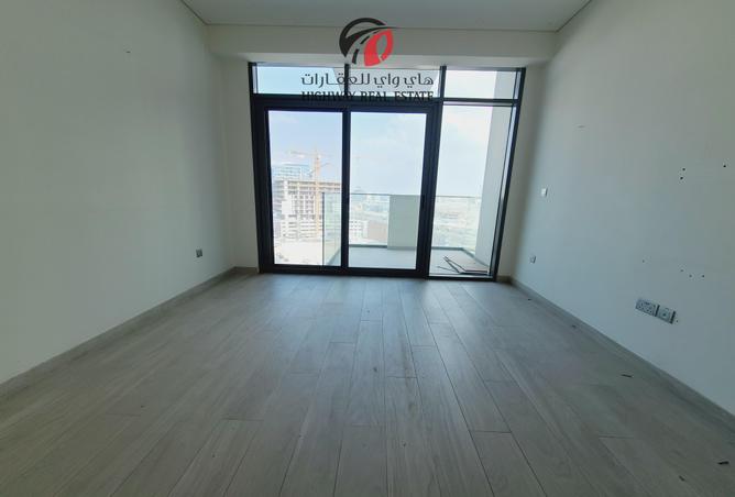 Rent in Farhad Azizi Residence: Big studio high floor low price 55k all ...