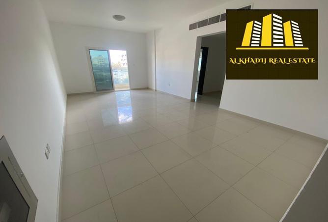 Rent in Al Rashidiya 2: For rent in Ajman, easy exit to Dubai ...