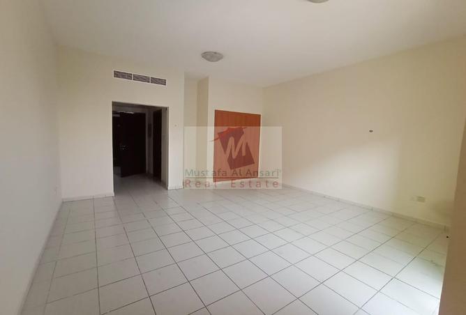 Sale in X09: ! SPECIOUS STUDIO FOR SALE IN ENGLAND ! GOOD ROI ...