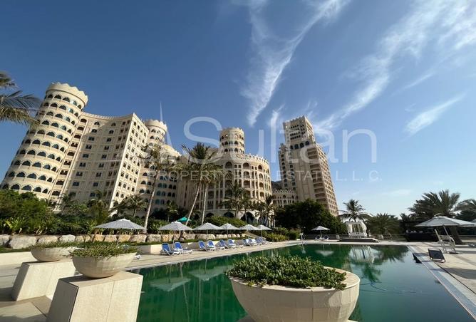 Sale in Al Hamra Palace Beach Resort: Vacant Stunning Sea View 1BR 5 ...