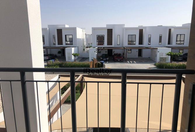 Rent in Al Ghadeer 2: 1 bedroom Apartment | First Floor | Balcony ...