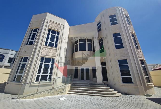 Rent in Al Khawaneej 2: Stunning villa | 6 BR | Garden | Prime Location | Property Finder