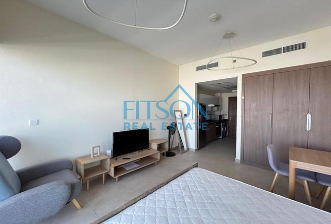 Rent in Samia Azizi: FULLY FURNISHED | NEAR BUS STOP | VACANT ...