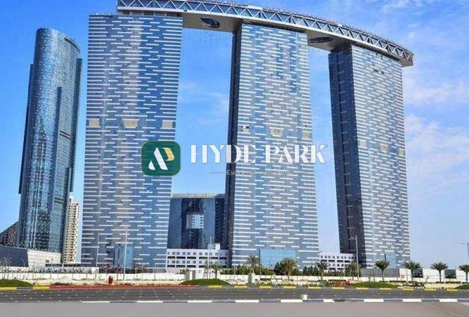 Sale in The Gate Tower 2: Huge Layout | 3BHK+M | On High-Floor | Rented ...