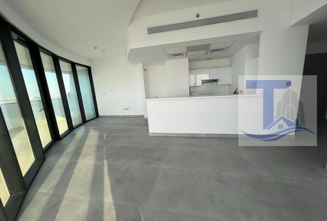 Rent in Al Sail Tower: Stunning 2-Bedroom Apartment with Full Sea View ...