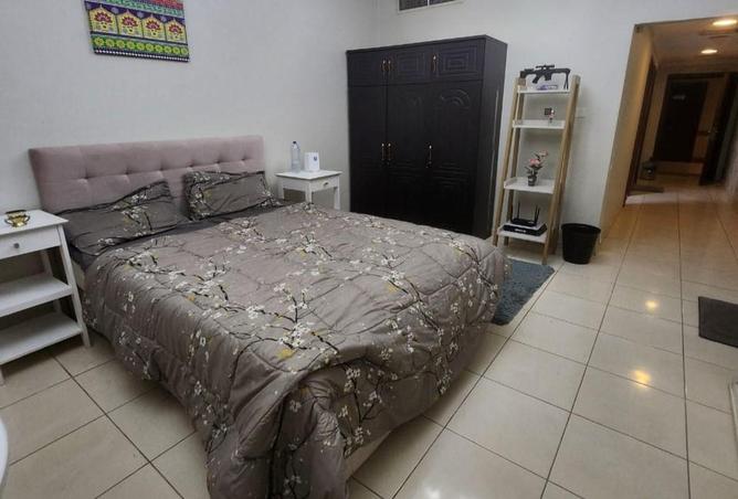 Rent in Orient Tower 2: studio furnished for rent in Orient Towers ...