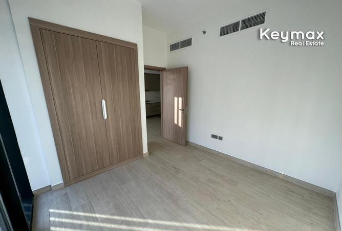 Rent in AZIZI Riviera 34: Furnished / Burj View / Pool View / Balcony ...