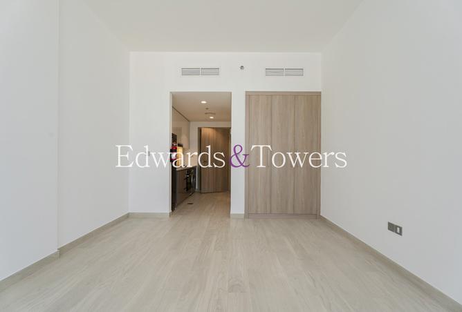 Sale in AZIZI Riviera 40: Exclusive | Bright Studio | Modern Layout ...