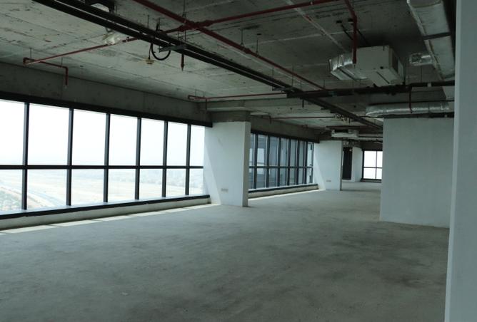 البيع في مركز جميرا للأعمال 4 (JBC 4): Shell & Core | Ready | Sea View ...