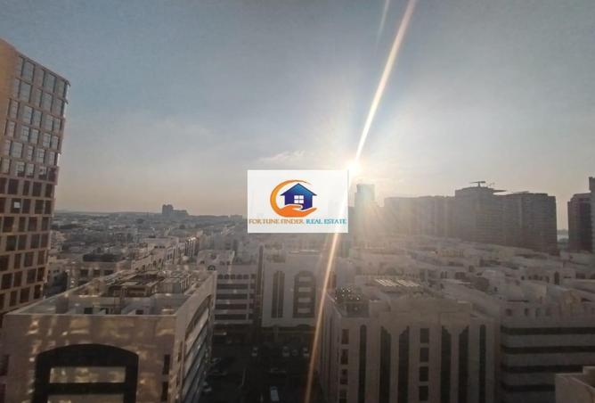 Rent in Al Khalidiya: Spacious 3-Bedroom+maidsroom unfurnished ...