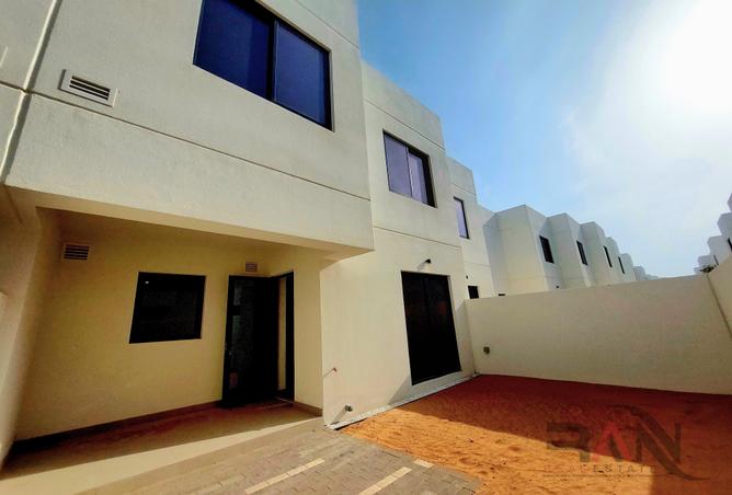 Rent in Noya 1: Ready To Move - Brand New! Stand Alone Double Row ...