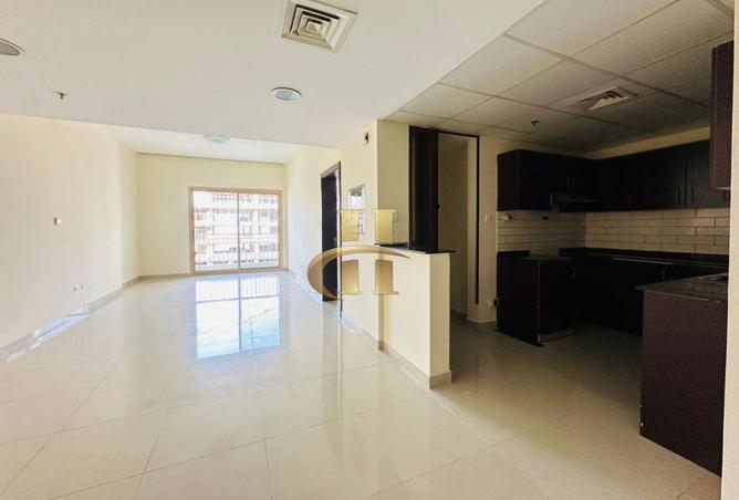 Rent in The Manhattan Tower: Huge 1BHK | Closed Kitchen | Best Deal ...