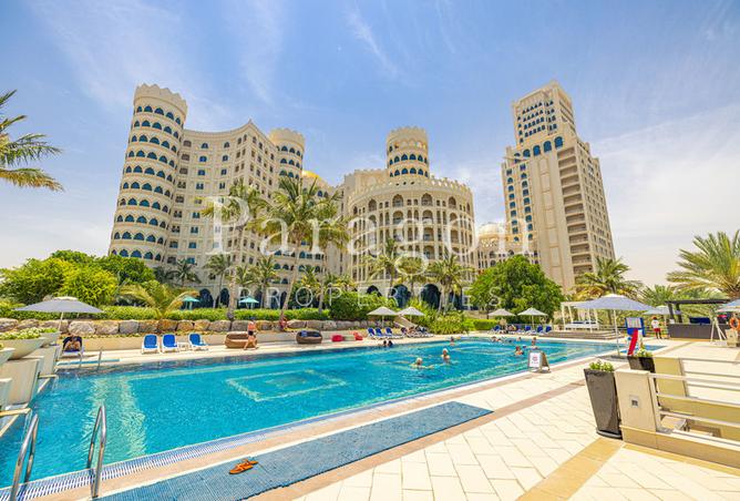 Rent in Al Hamra Palace Beach Resort: SUPER LUXURY | TOP TIER ...