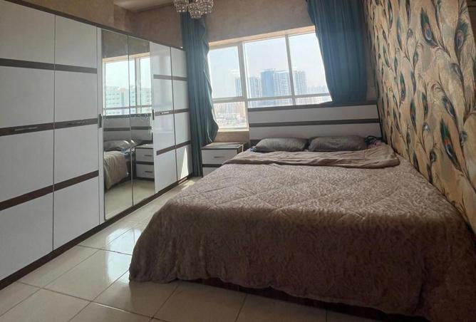 Rent in Orient Tower 2: studio furnished for rent in Orient Towers ...
