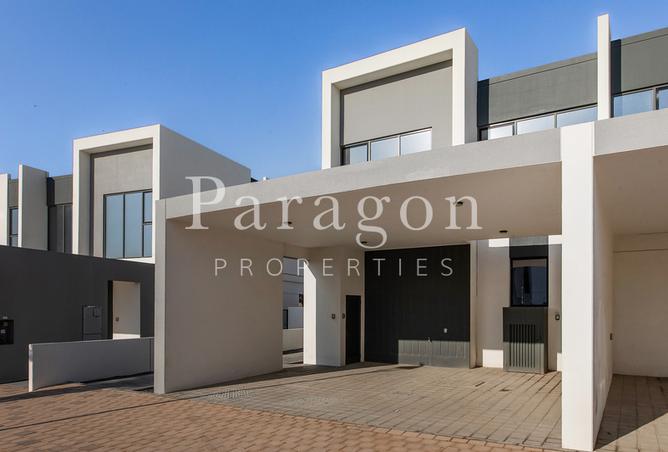 Rent in La Rosa 3: Modern | Spacious | Pool & Park | Property Finder