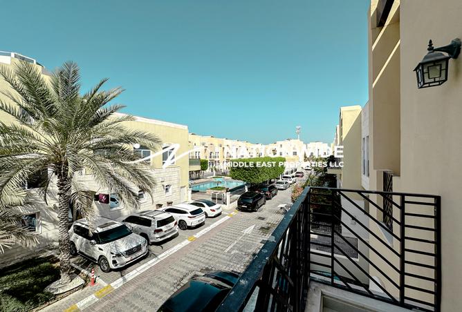 للايجار في حدائق القرم: Spacious Villa|Top Area|Laundry Room|Balcony ...