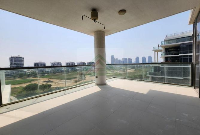 Rent in Golf Panorama A: Golf Course View | Spacious Balcony | No agent ...