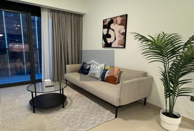Rent in Act Towers: Brand New Luxury Apartment in Downtown | Guest ...