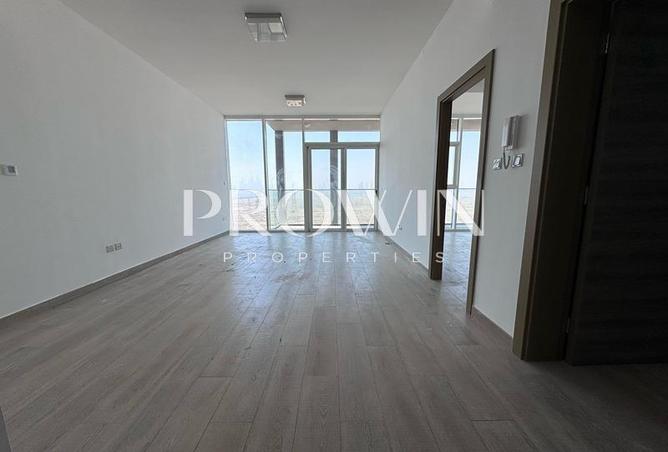 Rent in Bloom Towers B: Prime Location | Ready To Move | Iconic View ...