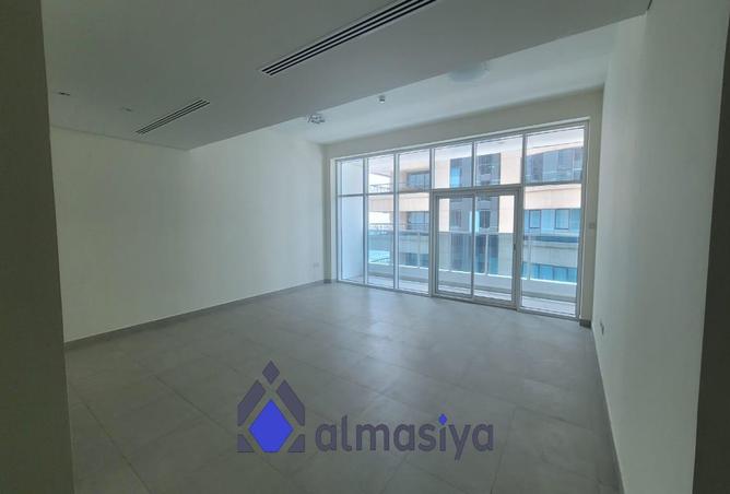 Rent in Marina Arcade Tower: Best Layout | High Floor | Beautiful View ...
