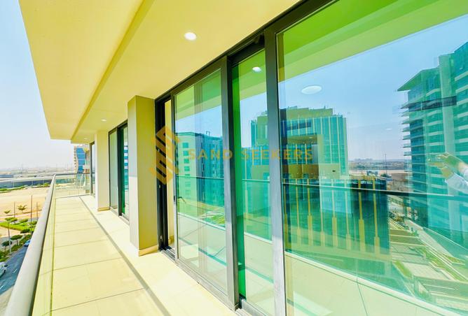 Rent in Muzoon Building: Spacious 3-Bedroom Apartment with Maid’s Room ...