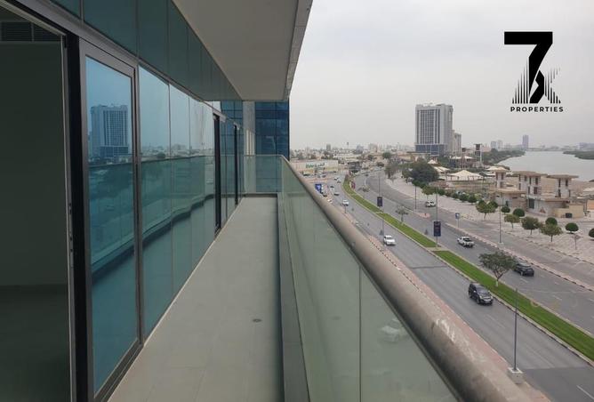 للايجار في Al Naeem Twin Tower: Stunning Seaview | Al Naeem 5 | Corniche | بروبرتى فيندر