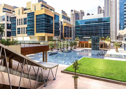 Offices for rent in Bay Square - 68 Offices for rent | Propertyfinder UAE