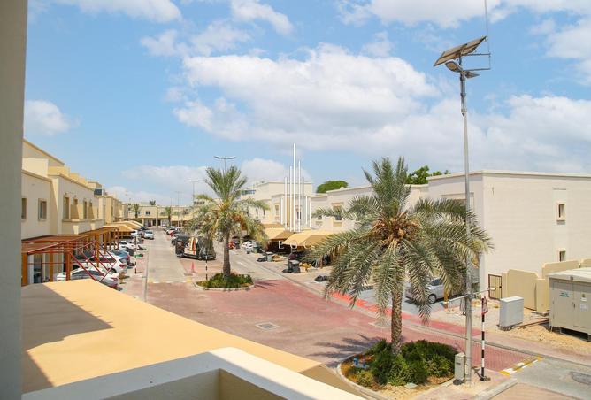 Sale in Desert Style: Modern Layout | Near To Entrance | 3BD TH ...