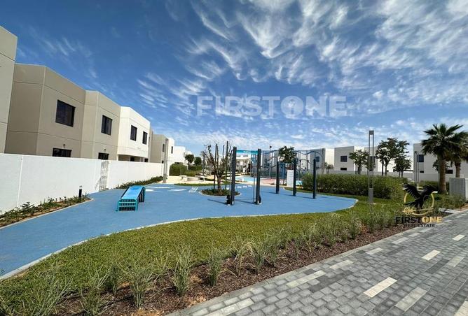 Rent in Noya 1: ⚡Single Row Unit | Prime Location | Ready To Move ...