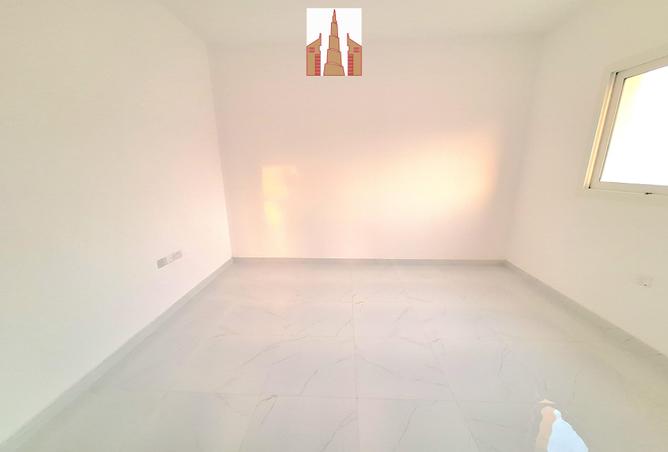 Rent in Muwaileh 3 Building: Brand New 1bhk Close Muwailah Bus station ...